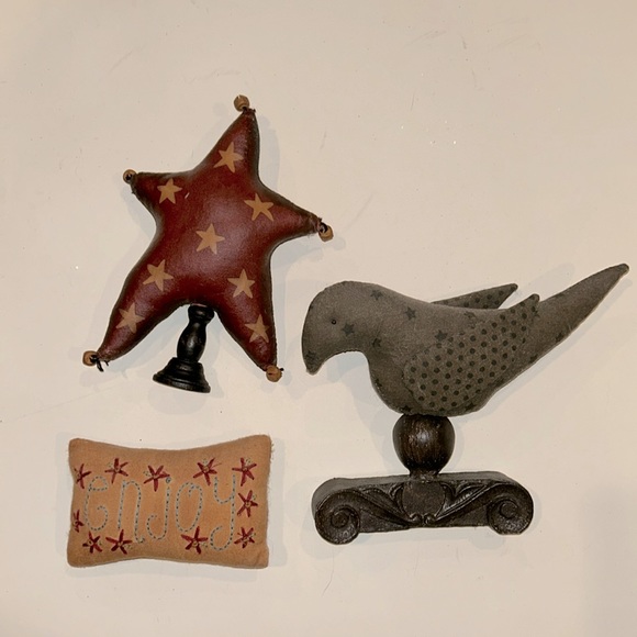 Accents | Primitives Crow On Stand Star On Stand And Tiny Enjoy Stuffed ...